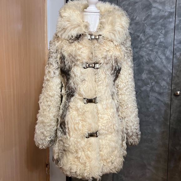 Jackets & Coats | Womens Cream Shearling Coat | Poshmark